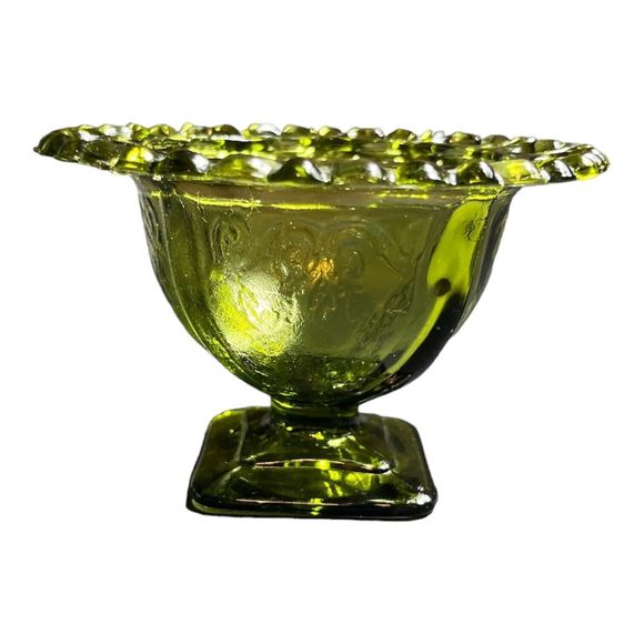 Indiana Glass | Accents | Vintage 4 Indiana Glass Green Pedestal Lorain ...